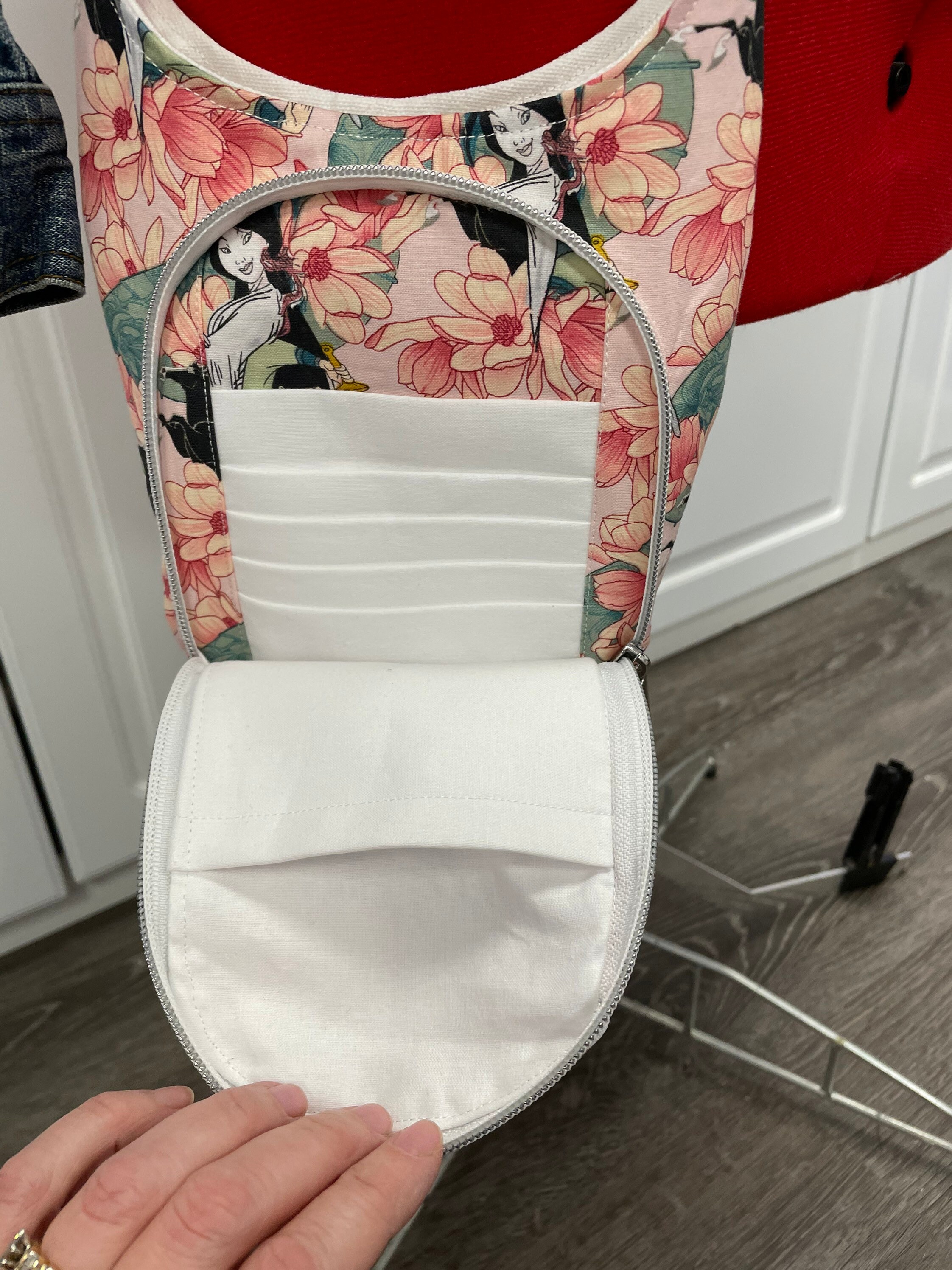 Mulan Inspired Large Water Bottles Carrier - Etsy