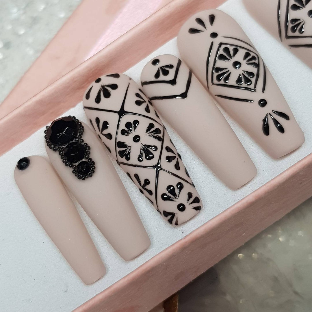 Beige Filigree Boho Nails. Press on Nails, Hand Painted Native Motives ...