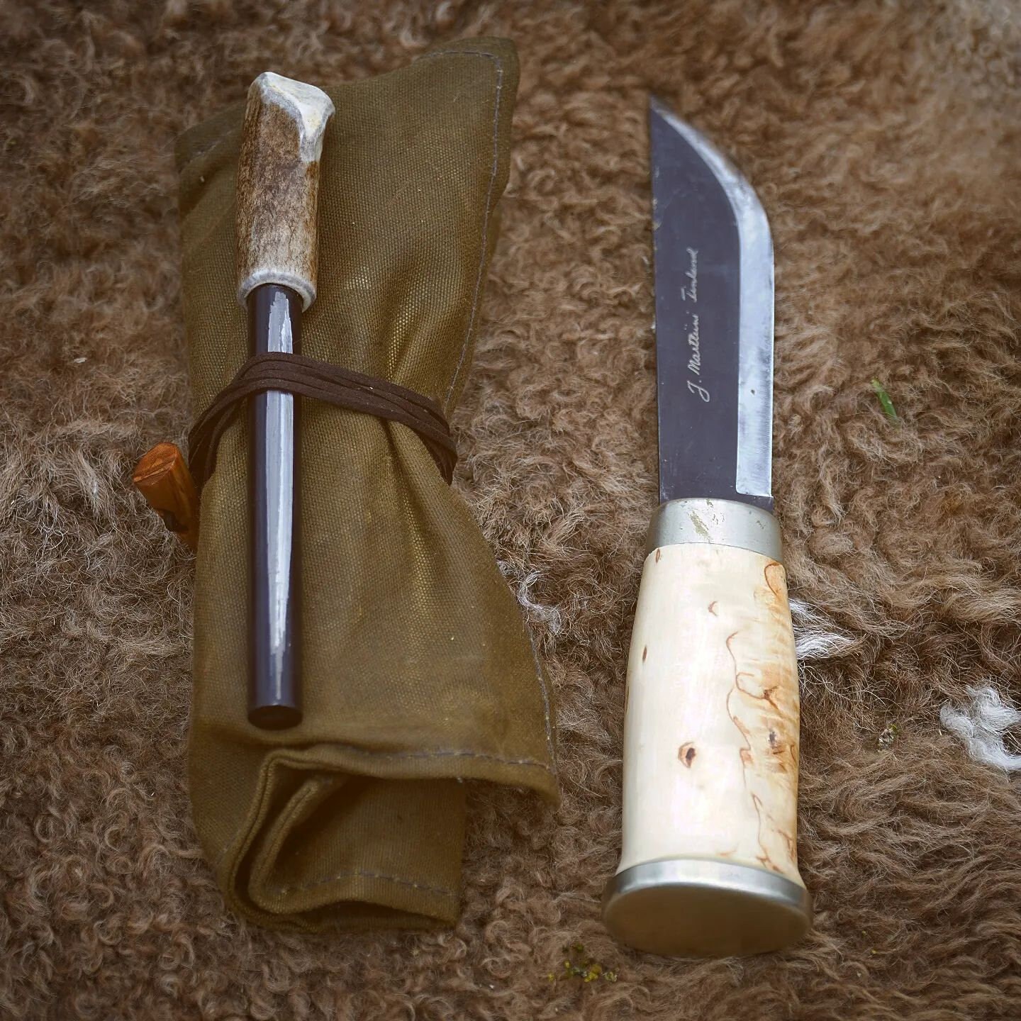 Oilskin Waxed Canvas Roll up Pouch for a Bushcraft Fire Kit, Pipe ...