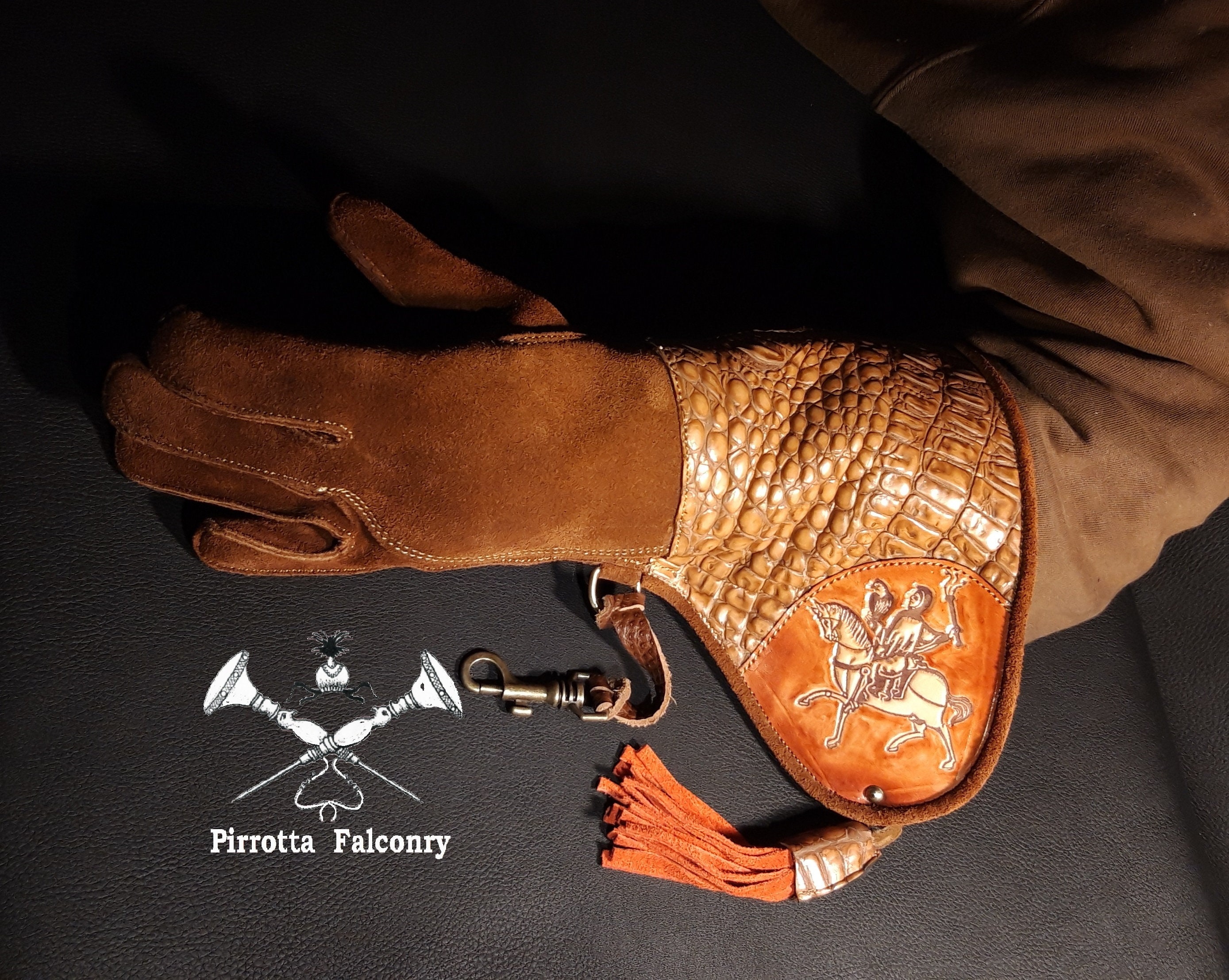 Falconry glove - Woman glove - Leather falconry glove - Falconry gift ...