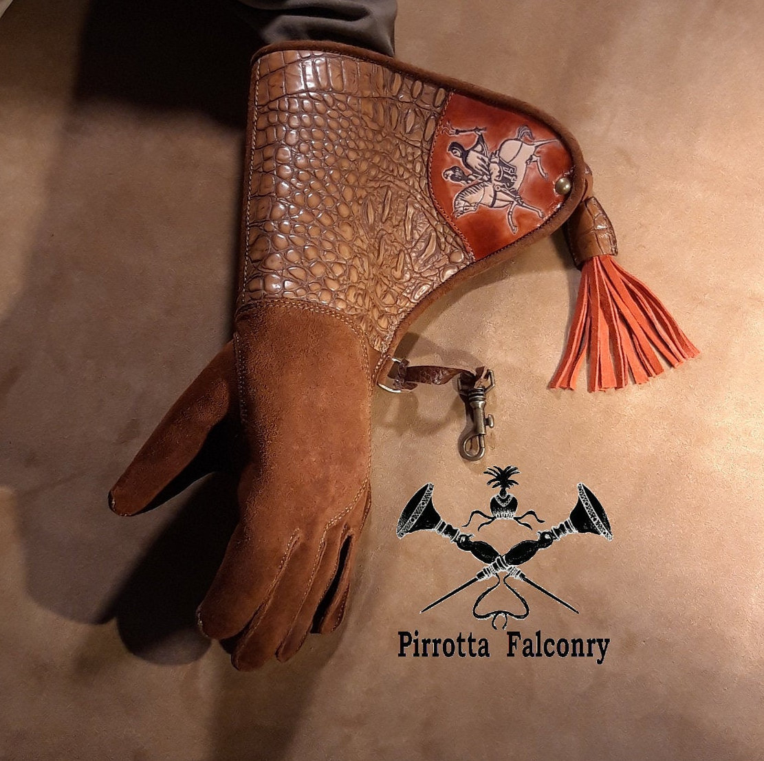 Falconry glove - Woman glove - Leather falconry glove - Falconry gift ...