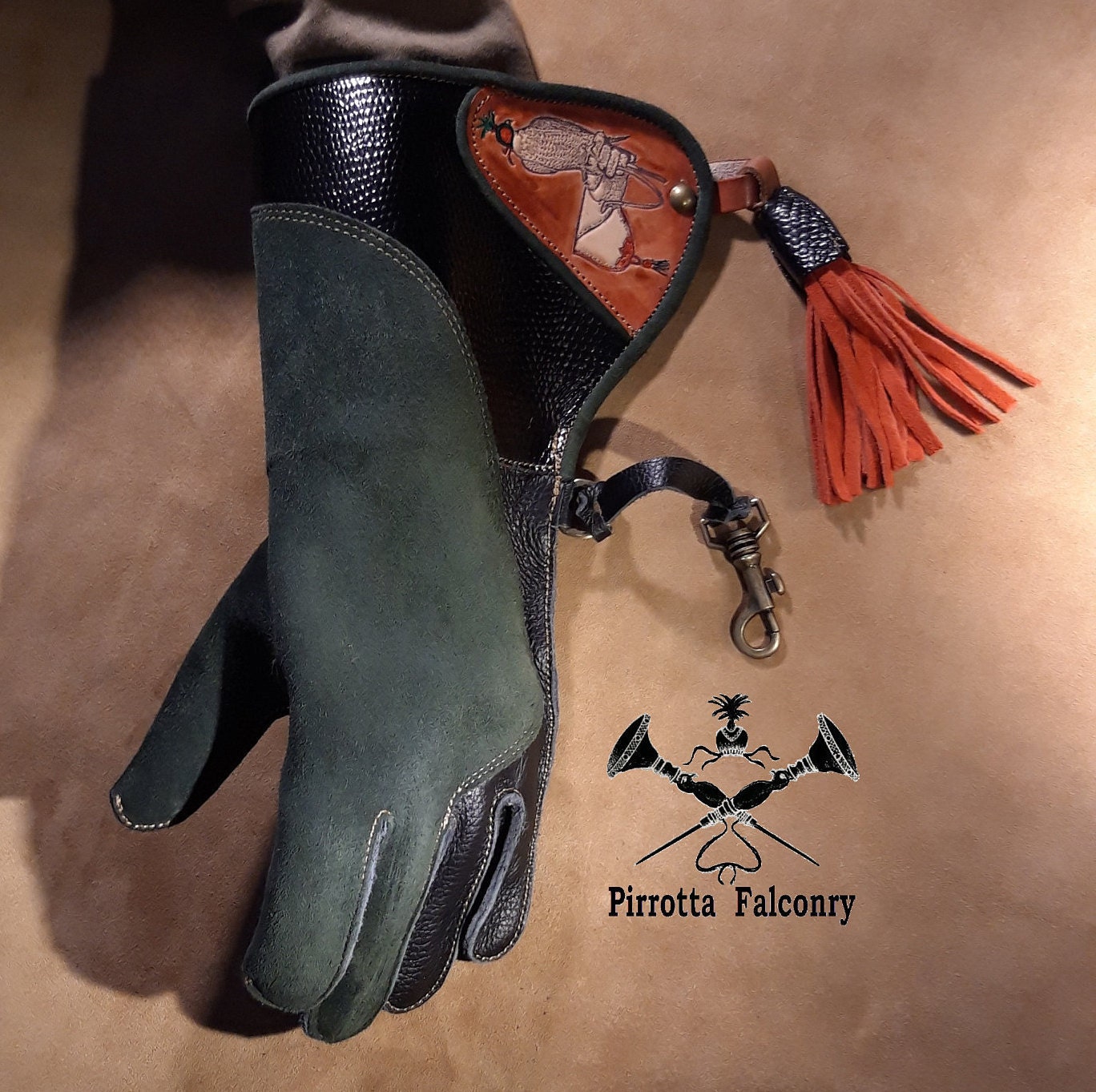 Falconry glove - Falconry equipment - Historical reenactment - Medieval ...