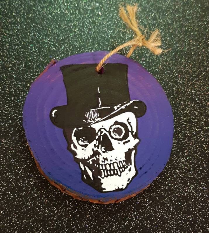 Dapper Skull Gothic Horror Wood Slice Christmas Ornament - Etsy