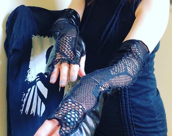 Gauntlet Wet Look - Etsy