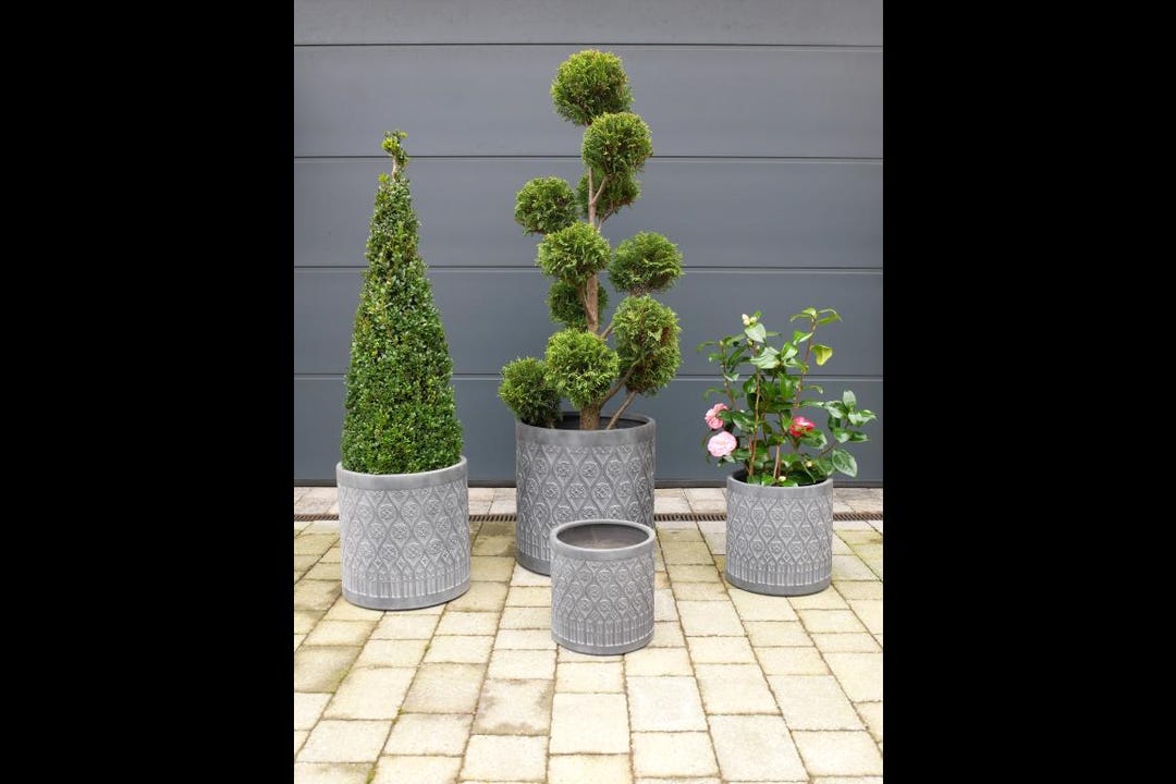 FORÉT Roman Grey Set of 4 Clay Plant Pots Industrial Rustic Hand Turned ...