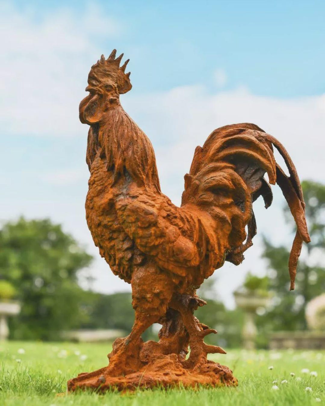 FORÉT Reclaimed Rusty Cockerel Statue Cast Iron Metal Farming Rooster ...