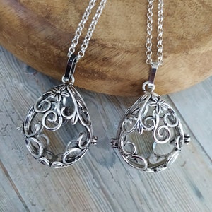 Large Egg Crystal Keeper With Chain, with or Without Crystal - Etsy