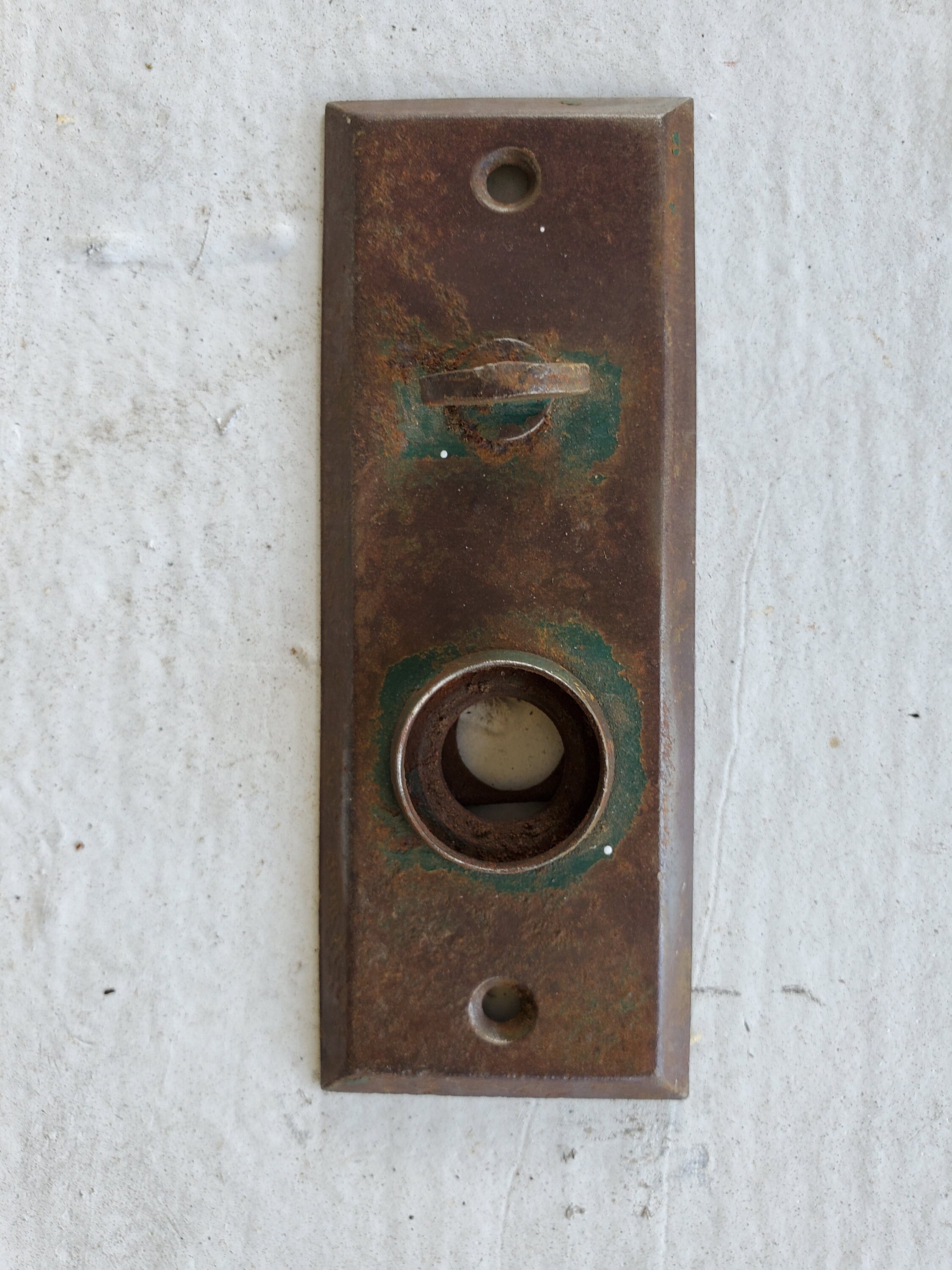 Vintage Set of 2 Key Plates - Etsy