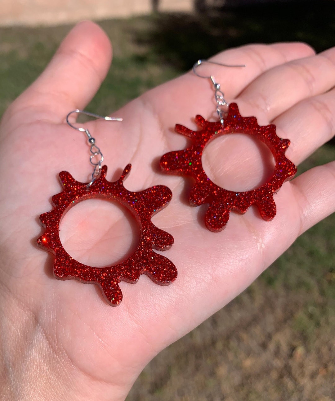 Red Sparkly Blood Splatter Horror Earrings | Handmade Spooky Halloween ...