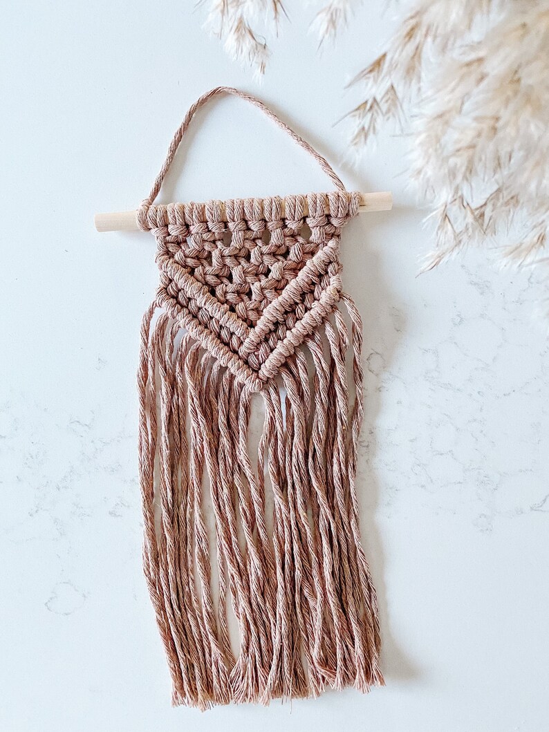 Small Macramé Hanging Macrame Wall Hanging Boho Decor - Etsy