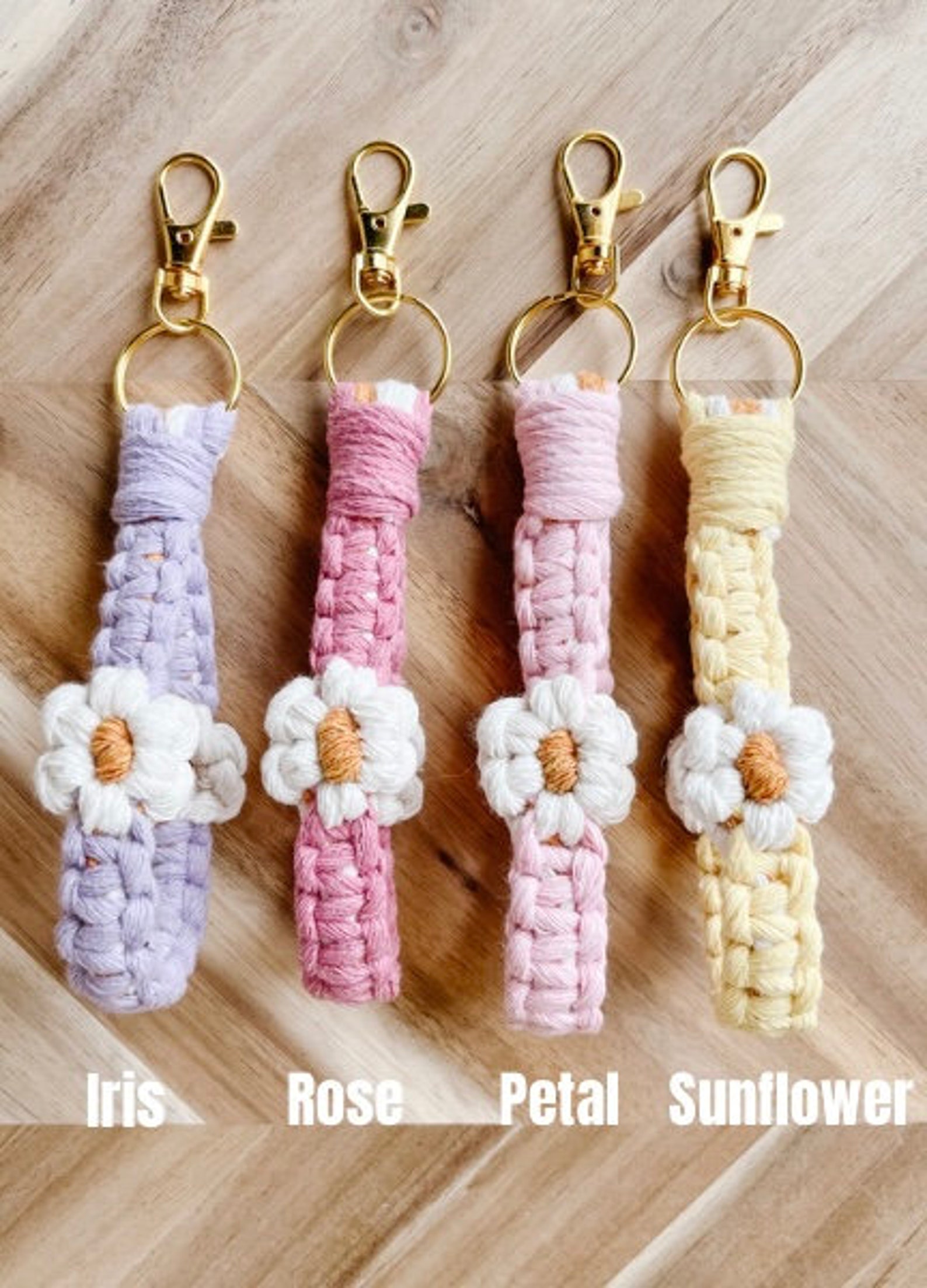Mini Macrame Wristlet Finger Loop Keychain macrame Finger Loop Daisy Macrame Wristlet Macrame ...