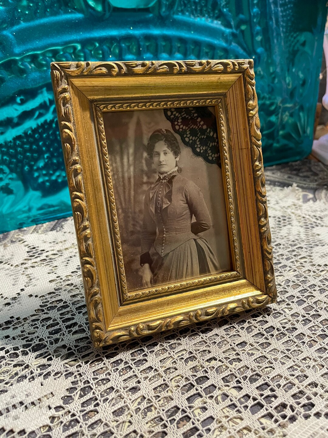 Antique Victorian Photo Card in Vintage Ornate Frame With Lace Details ...