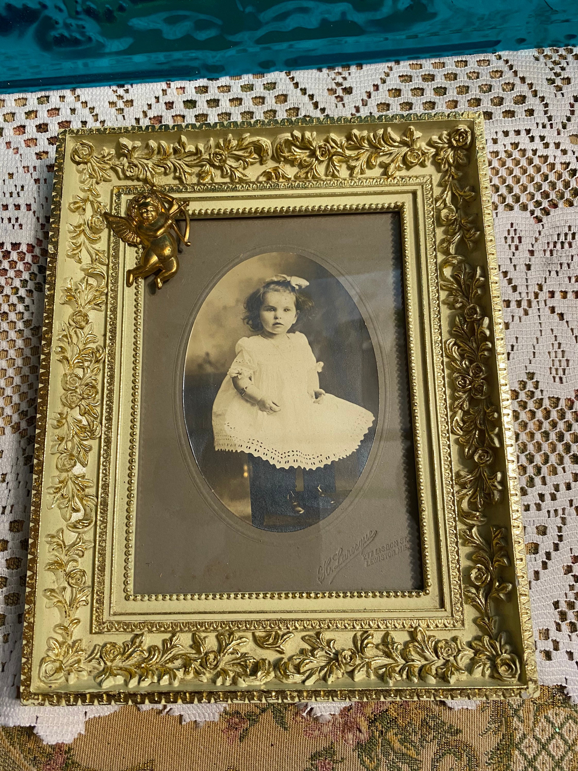 Antique Victorian photo / cabinet card in rose frame with | Etsy