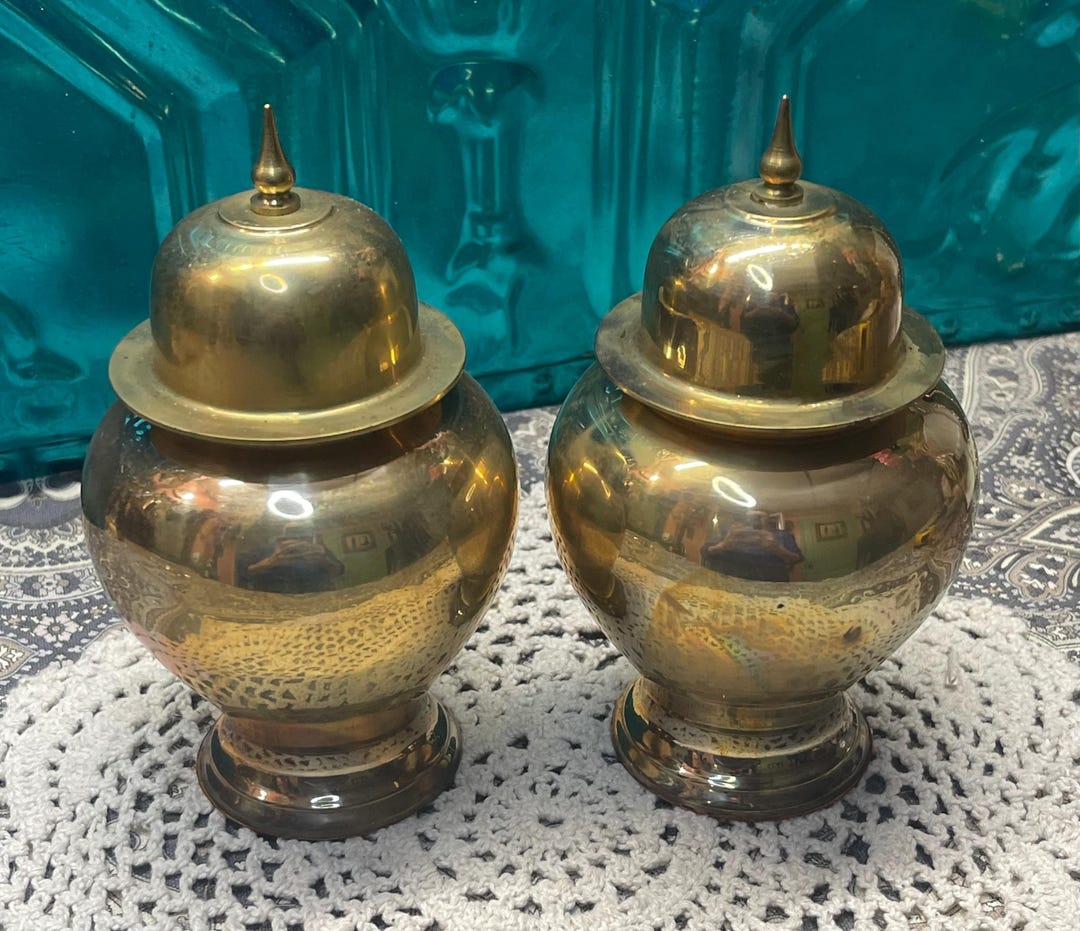 Vintage Small Brass Urn Style Containers With Lid - Set of 2 - Etsy