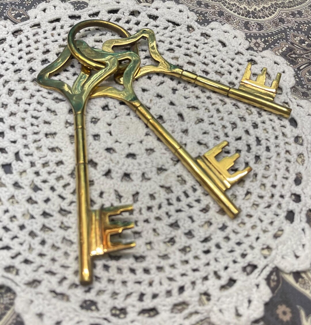 Vintage Decorative Brass Keys on Ring- Decor - Etsy
