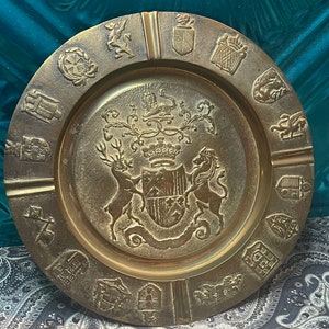 Vintage Brass Crest Wall Decor or Large Ashtray - Etsy