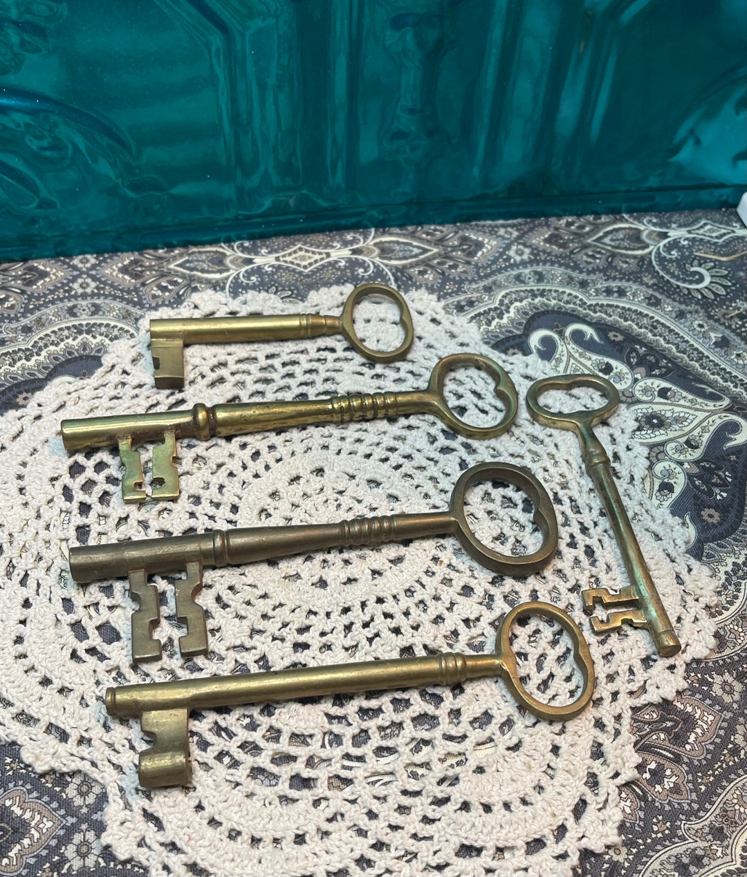Vintage Brass Skeleton Keys Set of 5 Aged Decor Repurpose - Etsy