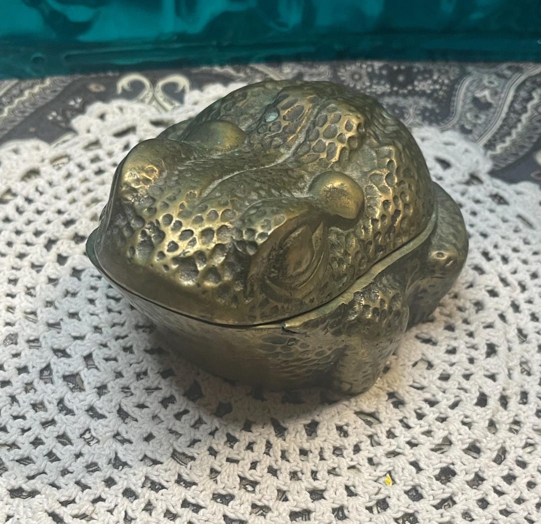 Vintage Hinged Brass Toad frog Box - Etsy