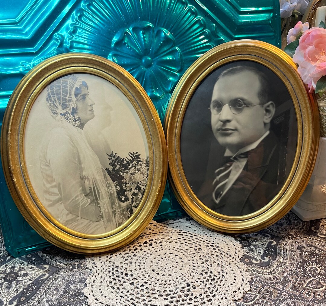 Vintage Gilded Gesso Coated Wood Frames With Vintage Wedding Photos ...