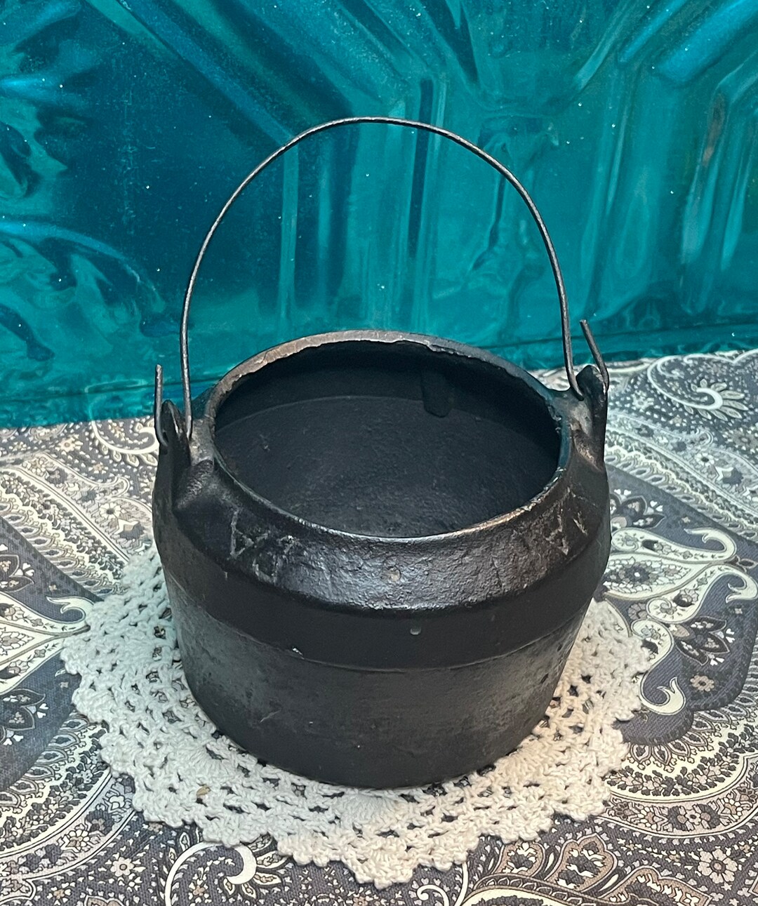 Antique Small Cast Iron Pot With Handle - Etsy