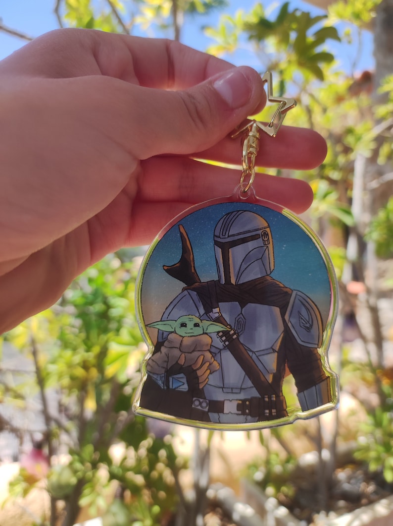 Mandalorian and Grogu Keychain - Etsy