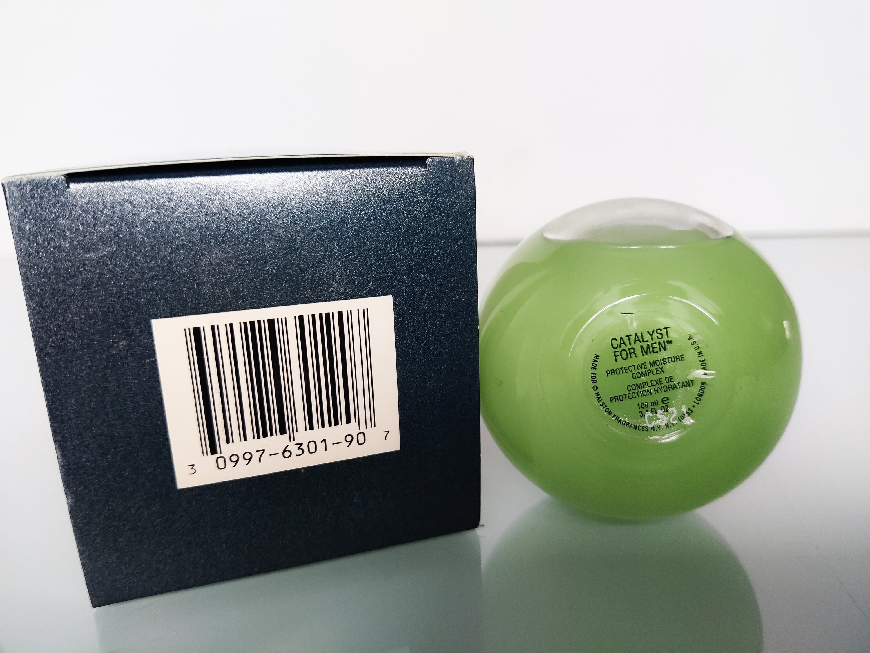 Halston catalyst for Men Protective Moisture Vintage Catalyst for Men ...