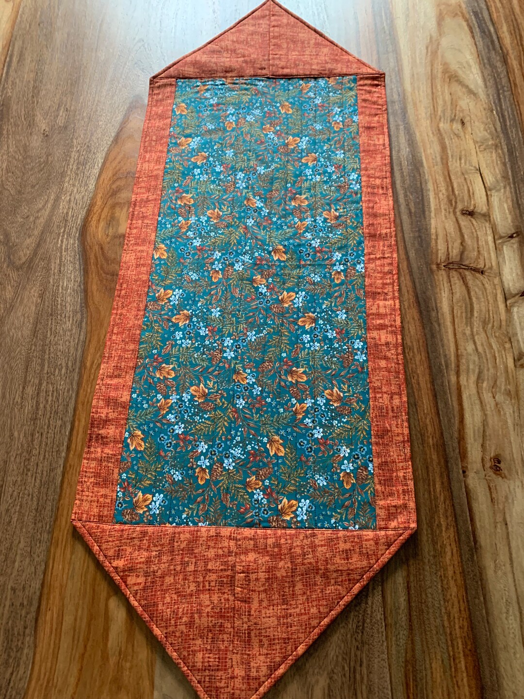 Handmade Quilted Table Runner - Etsy