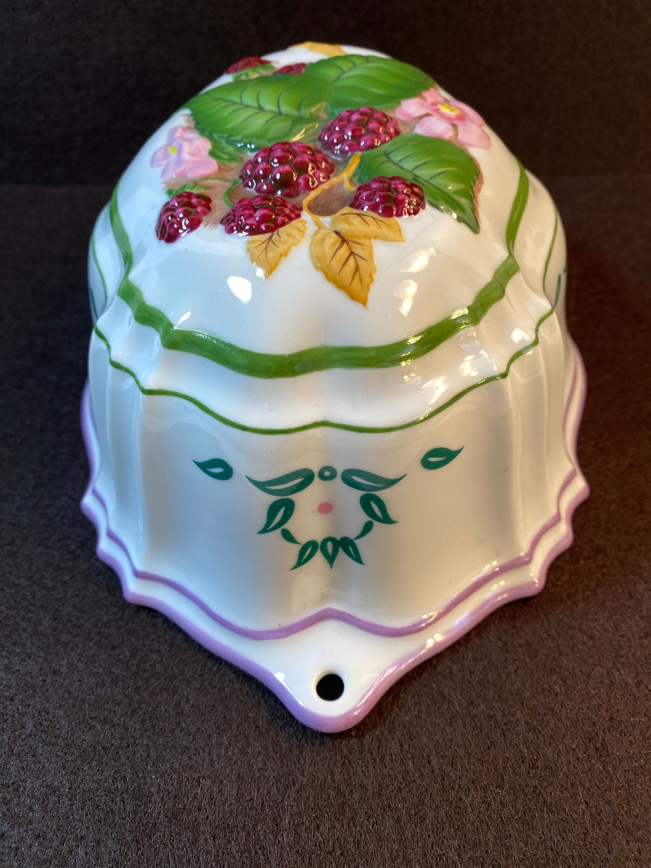 1986 Franklin Mint "le Cordon Bleu" Ceramic Mold With Raspberries ...