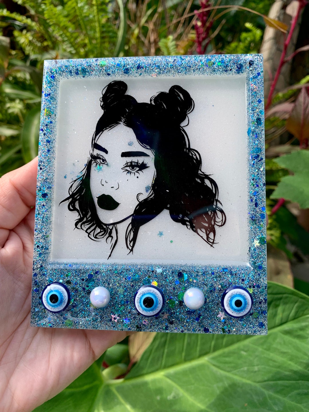 Evil Eye Resin Trinket Tray – Divine Feminine Polaroid Decor - Etsy