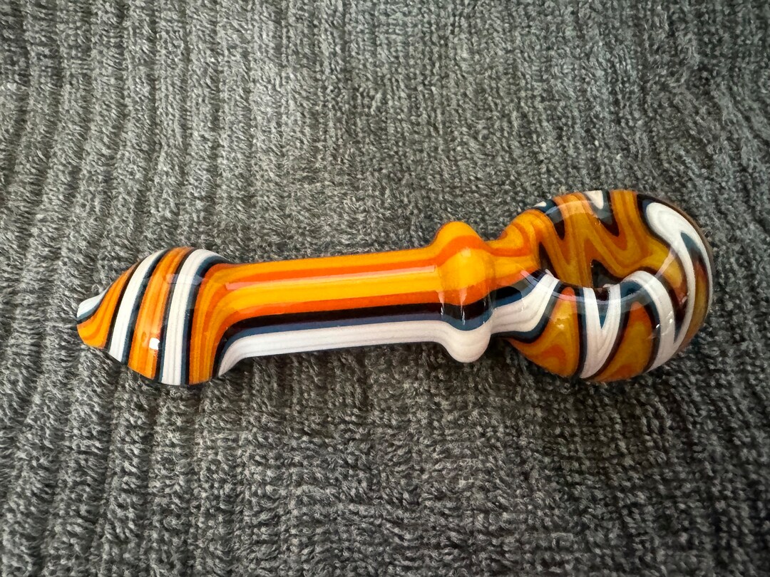 Pipe Wigwag Swirl Cute Pipe Glass Hand Pipe - Etsy