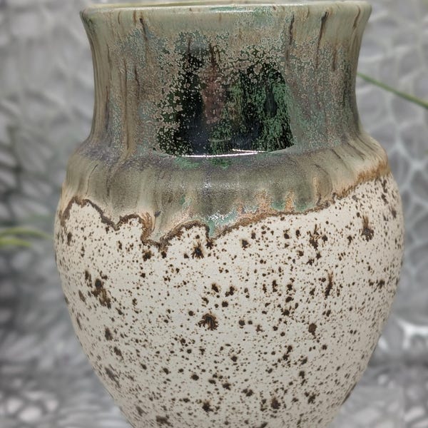 Large Cream Pottery Vase - Etsy
