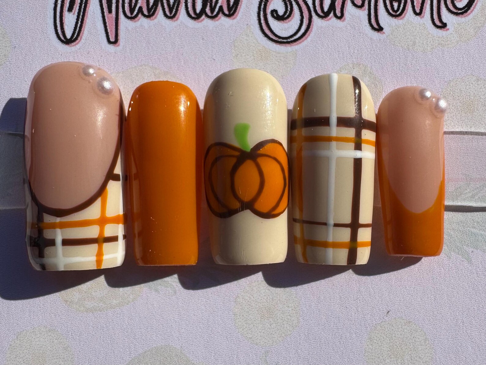 Plaid Fall Press on Nails With Pumpkin Nail Art, Short Nails for Fall ...