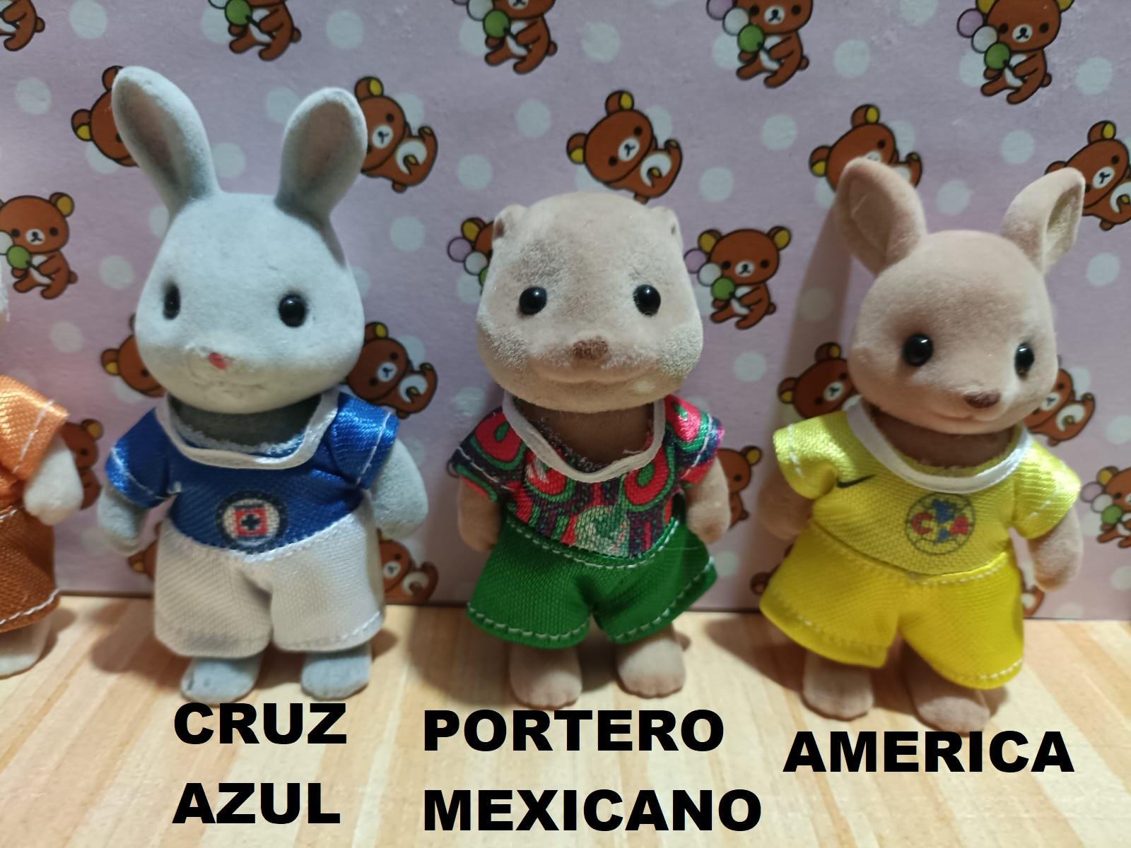 TERNURINES SYLVANIAN CALICO Families Critters Mexican Soccer Sports Set ...