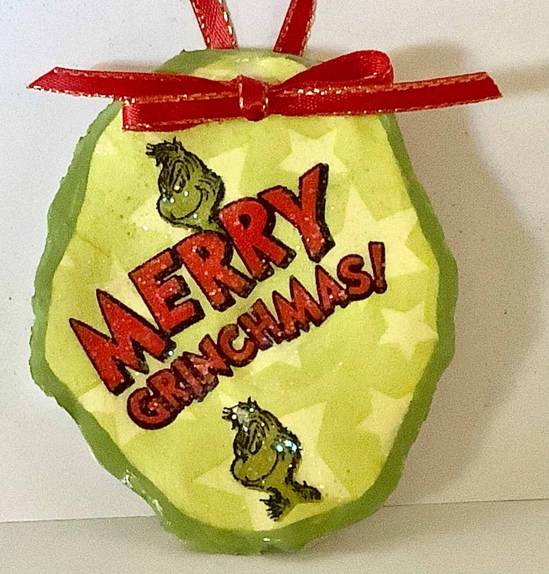Grinch Oyster Shell Ornament - Etsy