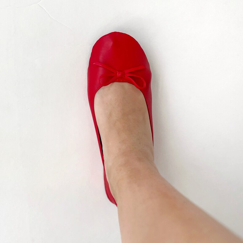 Lolalu Lipstick Red Flats, Rollable Flats, Rollable Shoes, Foldable ...