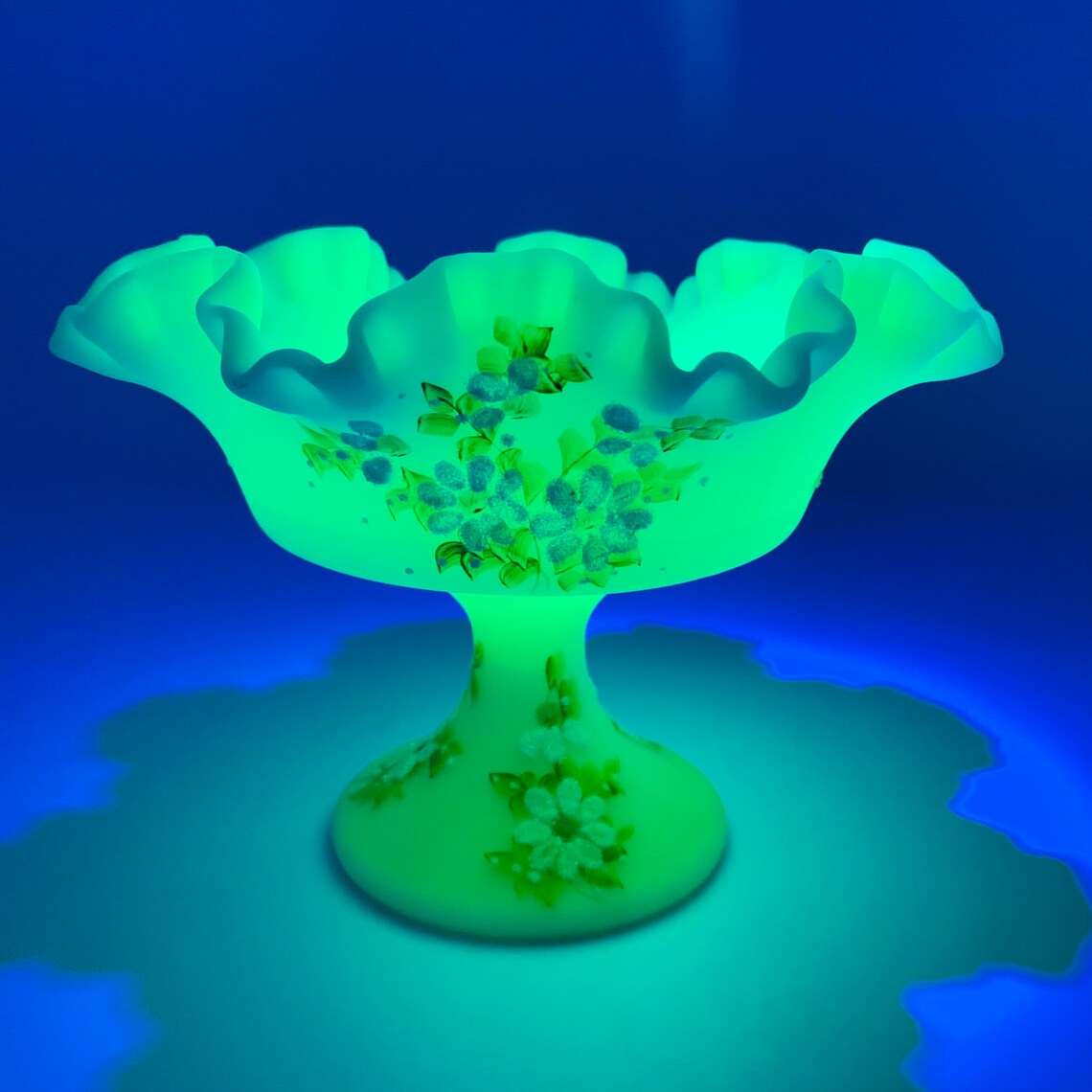 Vintage FENTON Custard Burmese Uranium Vaseline Glass With - Etsy