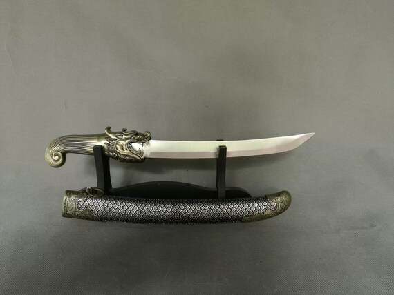 Small Cloud Dragon Sword - Gem