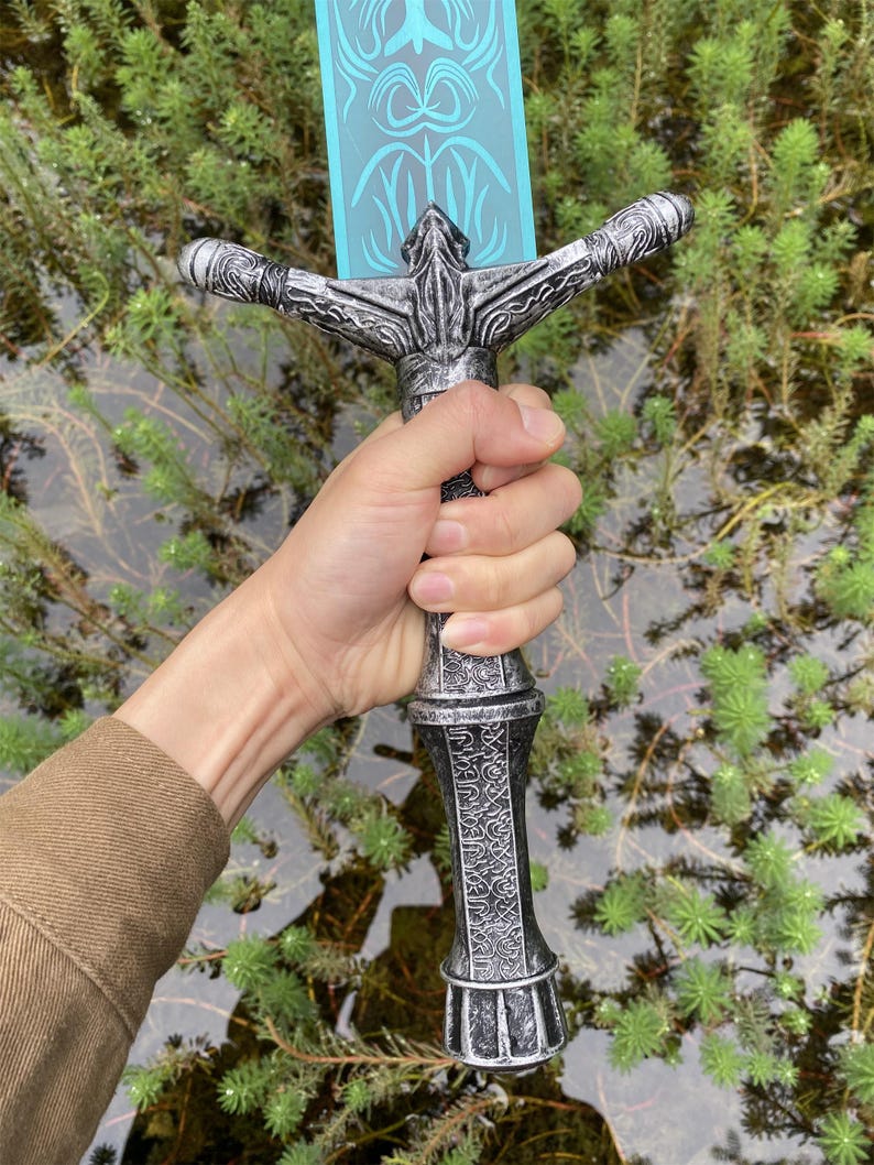 High-end Holy Moonlight Sword Dark Moon Greatsword Steel Replica Life ...