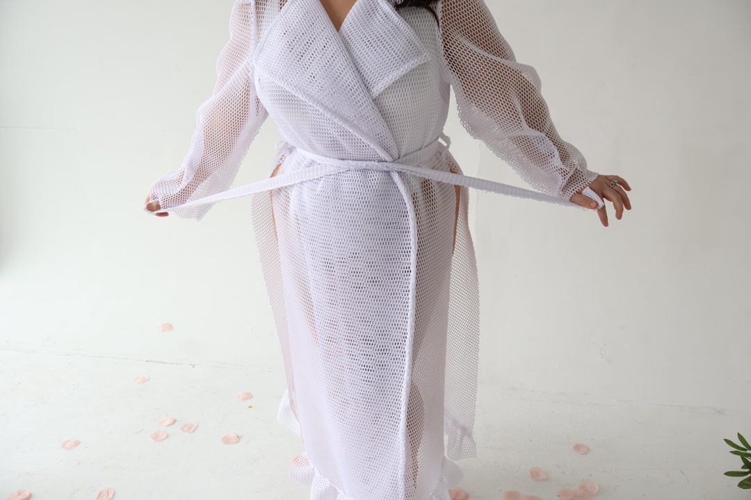 The Kernesha Plus Size Fish Net Wedding Bachelorette Bride to Be Trench ...