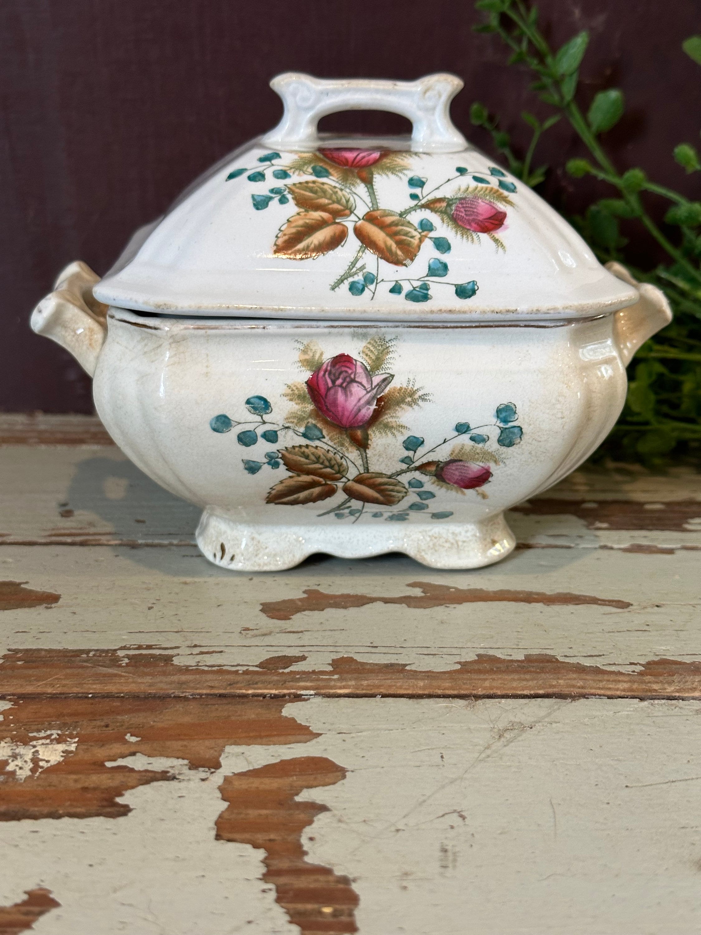 Ironstone Ceramics 1890 Pitcher Basin Bust