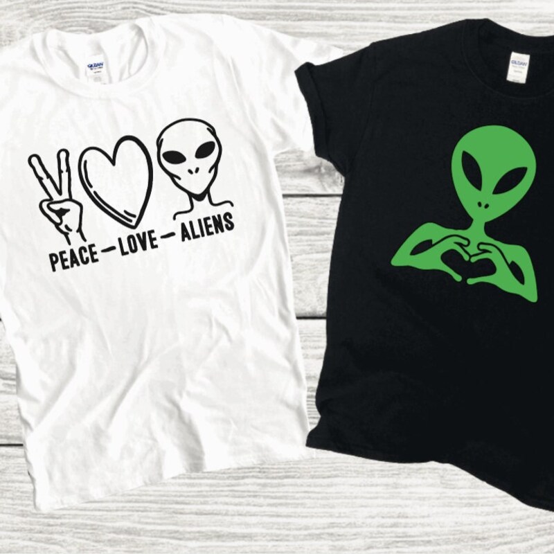 Alien Shirt - Etsy