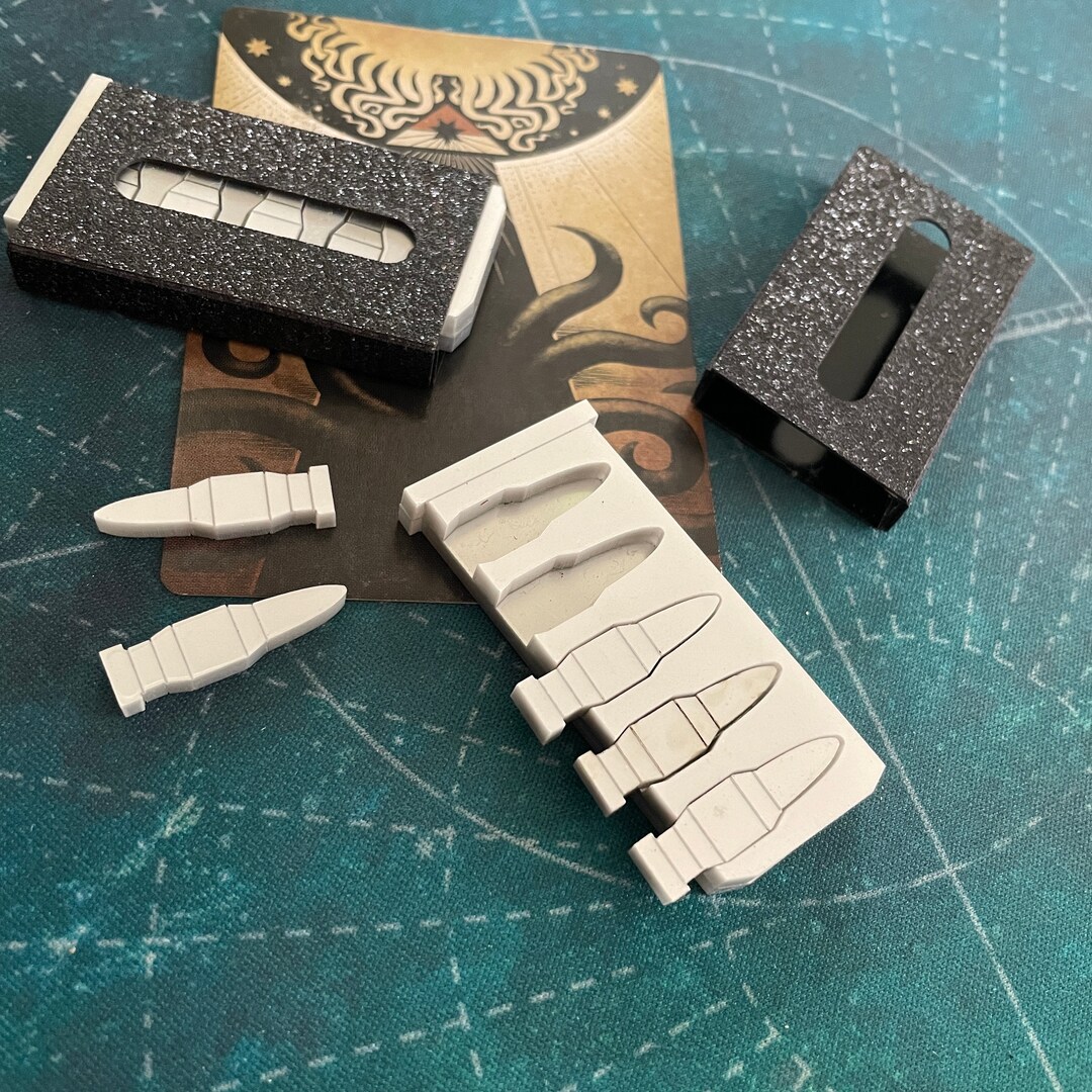 Tabletop Gaming ammo Gun Clip Tokens With Bullet Counters 2 Made for ...