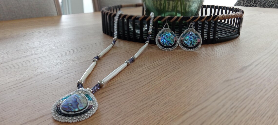 Authentic Native American Indian Indiginous Jewelry Bead Work Handmade ...