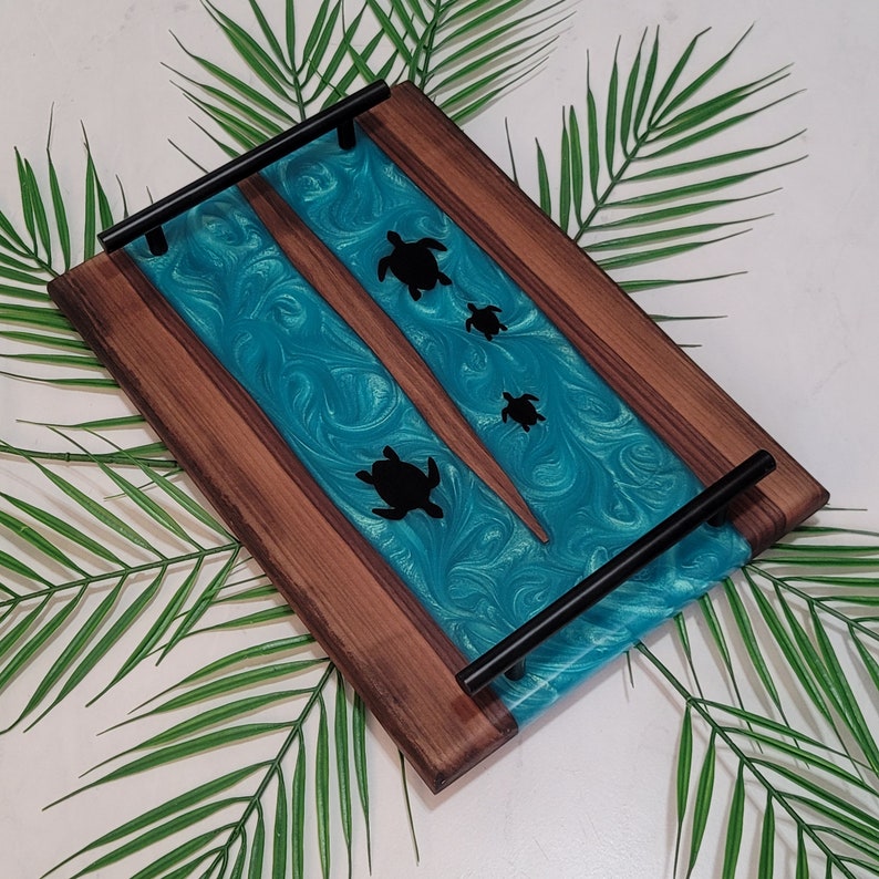 Swimming Sea Turtles Epoxy River Charcuterie Board - Etsy