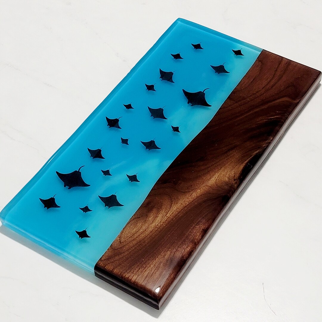 Caribbean Sea Epoxy River W/ Manta Rays Charcuterie Board | Cheese ...