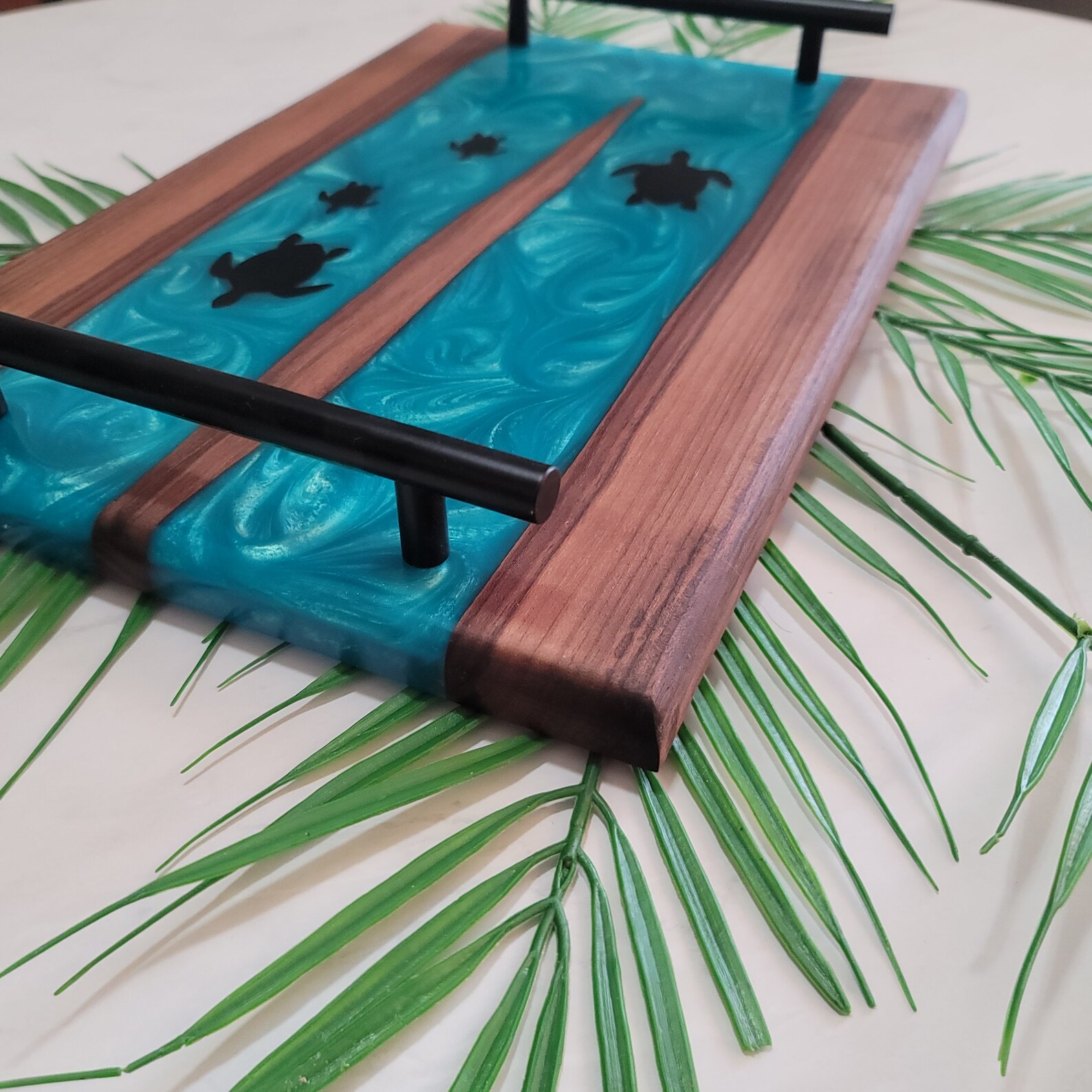 Swimming Sea Turtles Epoxy River Charcuterie Board - Etsy