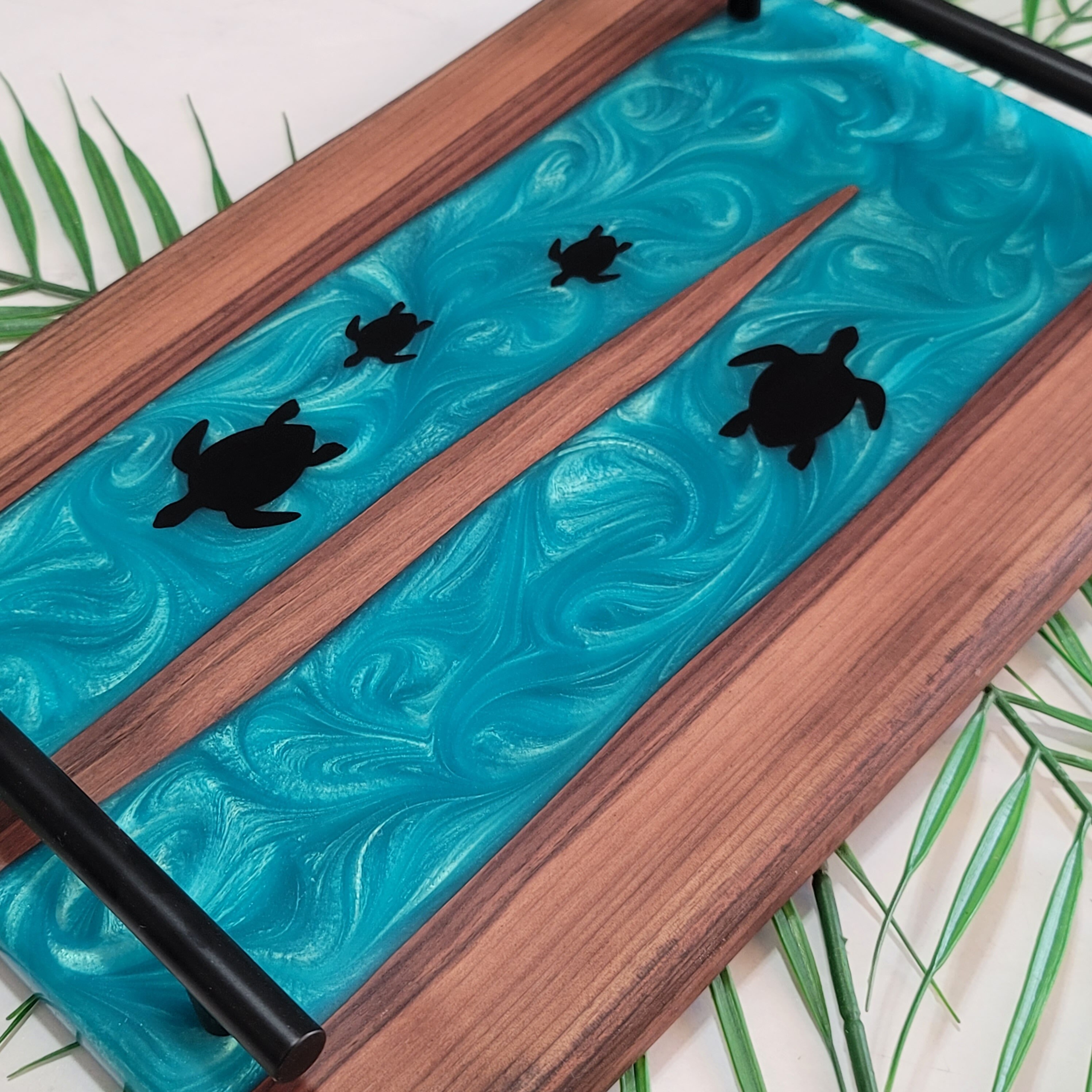 Swimming Sea Turtles Epoxy River Charcuterie Board - Etsy