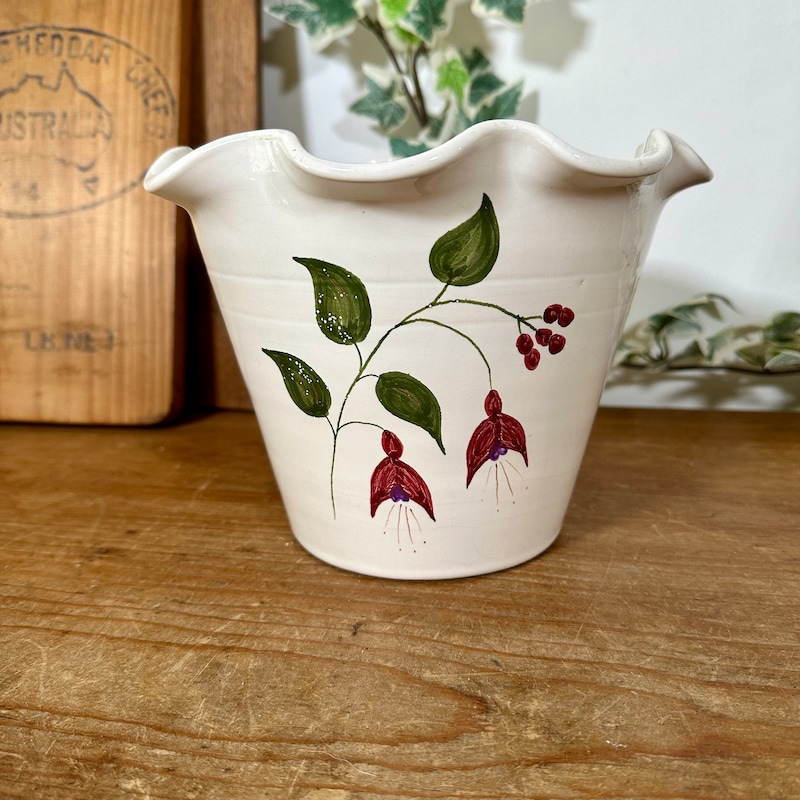 Vintage Plant Pot - Etsy UK