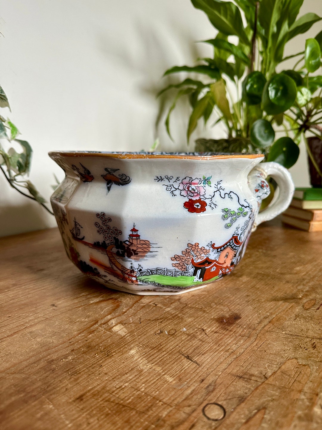 Antique Masons Chamber Pot Chamber Pot Planter Japanese Design Planter ...