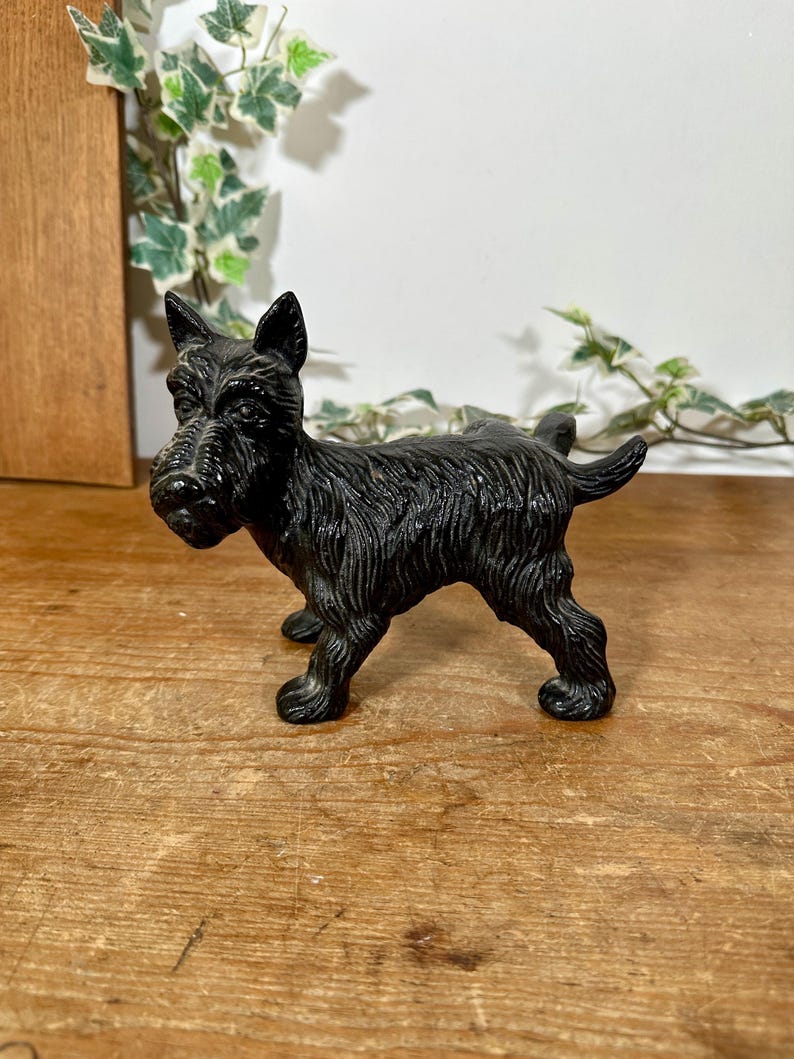 Vintage Cast Iron Scottie Dog Doorstop: Heavy Dog Door Stop, Hallway ...